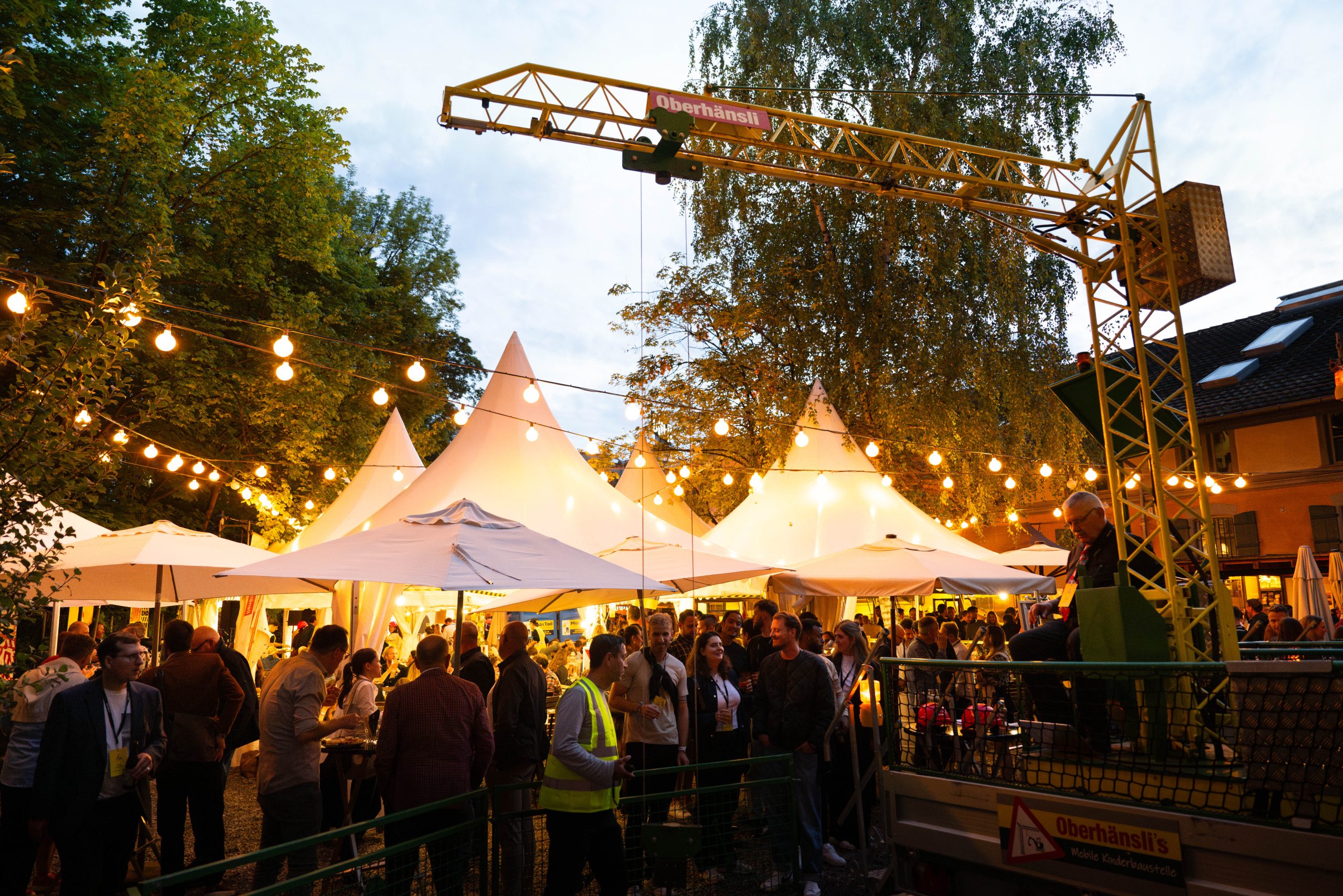 With construction site beats and scaffolding glamour, it was a Summer ...